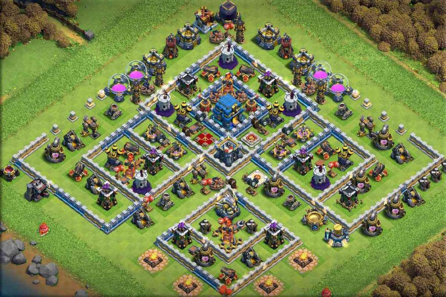 Highly Effective TH12 Base with 3 Air Defenses - 2025