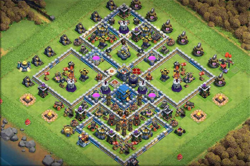 Powerful TH12 Hybrid Base Featuring 3 Air Defense - 2025